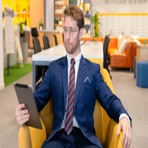 @LucasMartineau | igli.me